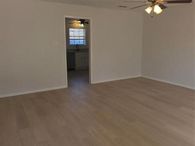 235 Vista Way # 235