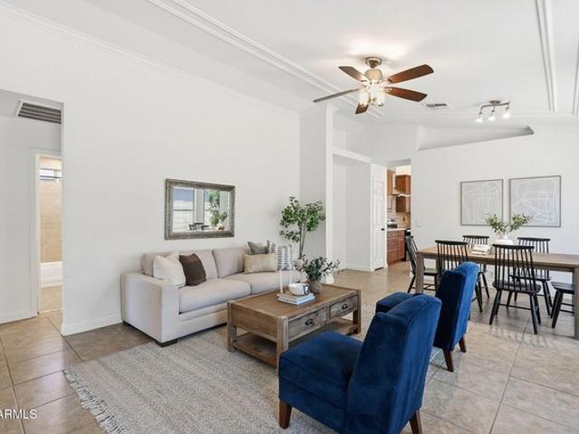 23642 N 36th Dr, Glendale, AZ 85310