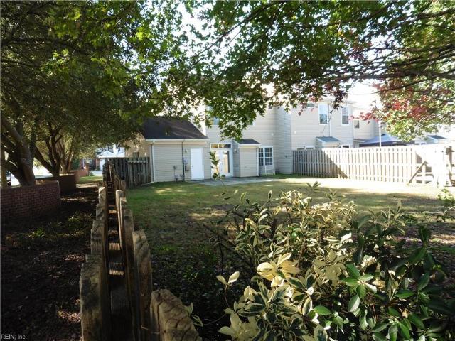 2364 Charing Cross RD