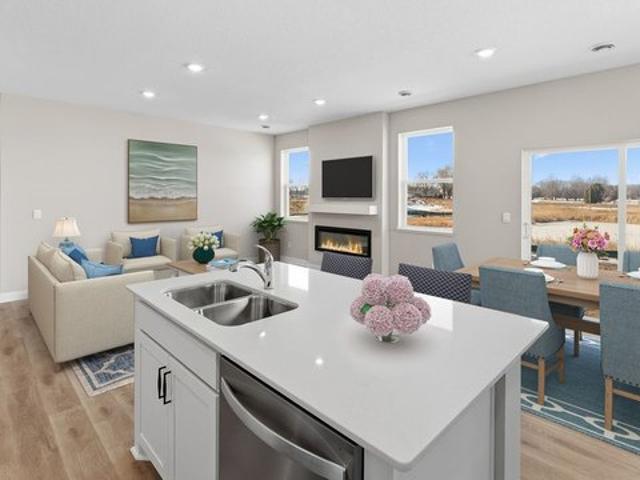 2364 Highview Ter, Shakopee, MN 55379
