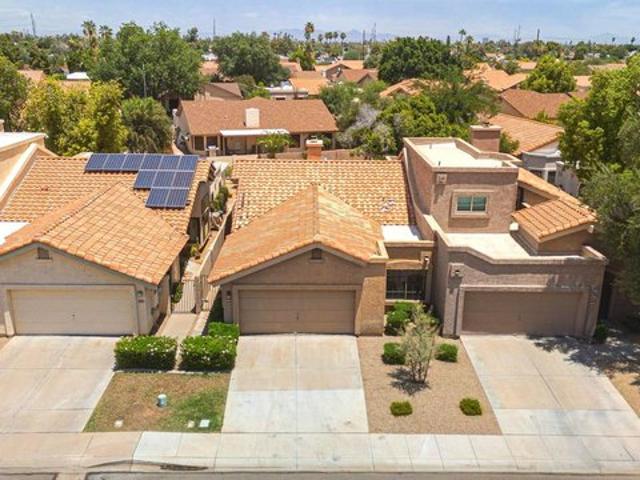 2364 W Comstock Dr, Chandler, AZ 85224