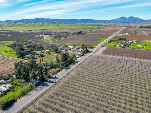 23650 Marsh Creek Rd