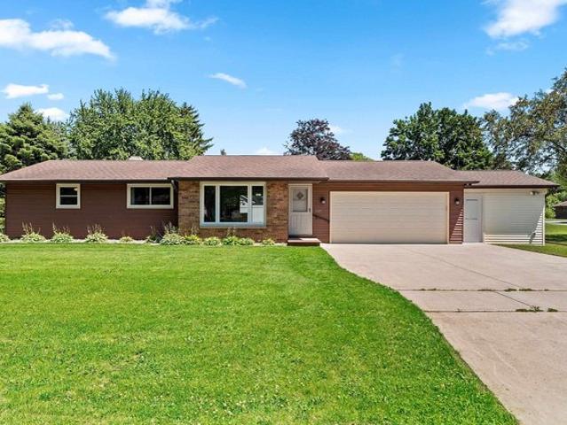 2365 Nicole Ann Cir, Green Bay, WI 54311