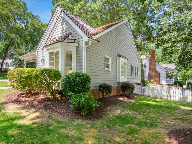 2365 Brisbayne Circle