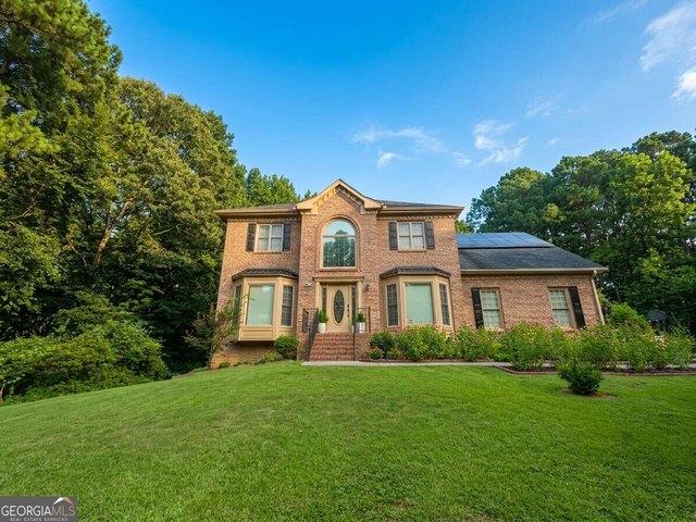2365 Friars Gate Dr, Lawrenceville, GA 30043