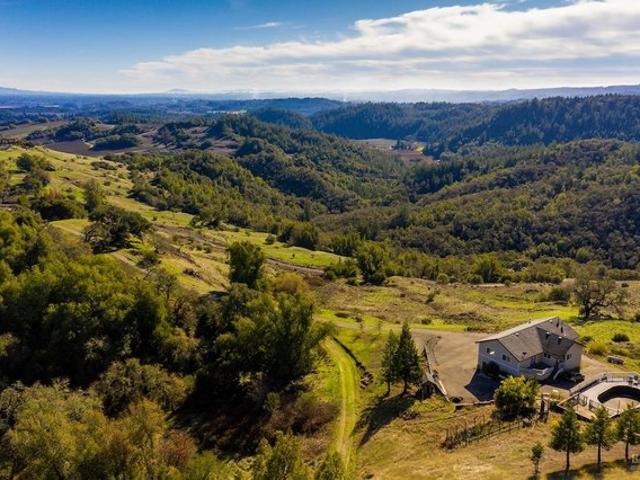 2365 Sweetwater Springs Rd, Healdsburg, CA 95448