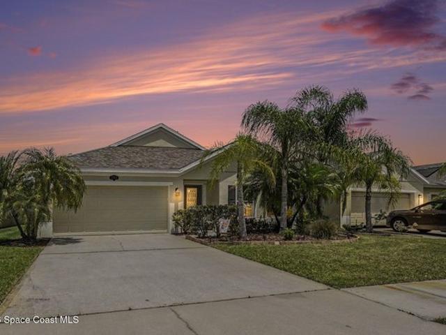 2365 Snapdragon Dr NW, West Melbourne, FL 32907