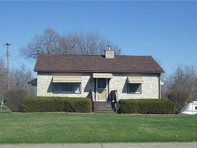 2366 N Court St, Ottumwa, IA 52501
