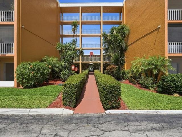 2366 E Mall Dr Apt 403, Fort Myers, FL 33901