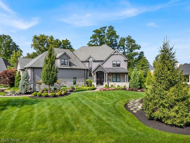 2366 Fox Run, Westlake, OH 44145