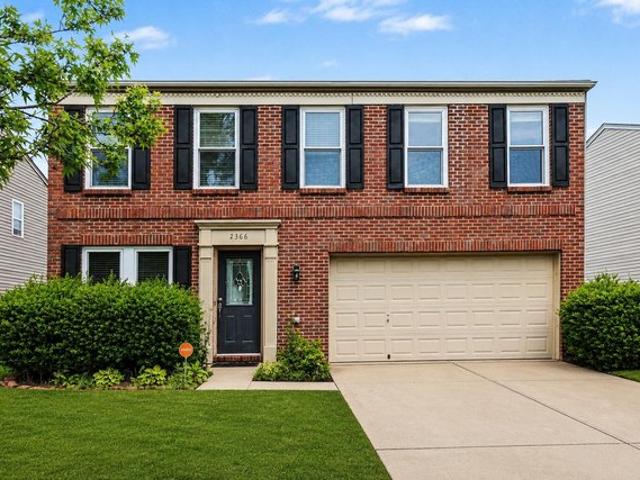 2366 Hummingbird Ln, Hebron, KY 41048