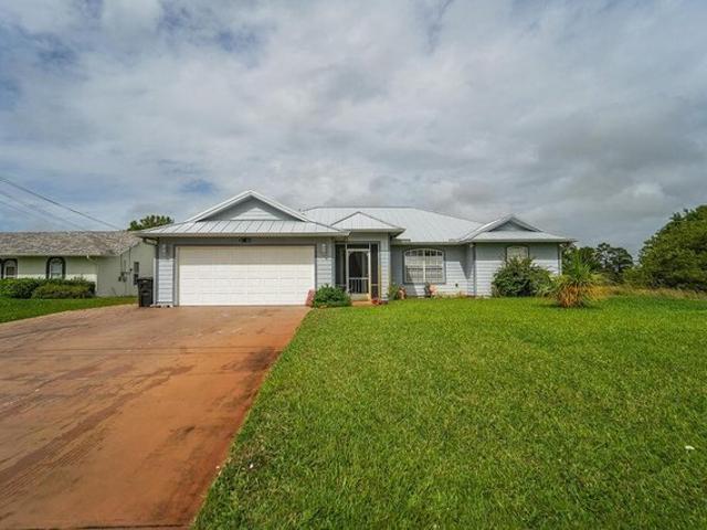 2366 SW Alminar St, Port Saint Lucie, FL 34953