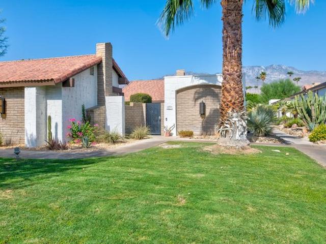 2367 W Miramonte Cir Unit C, Palm Springs, CA 92264