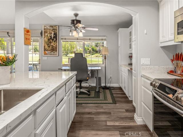 23681 Country Villa