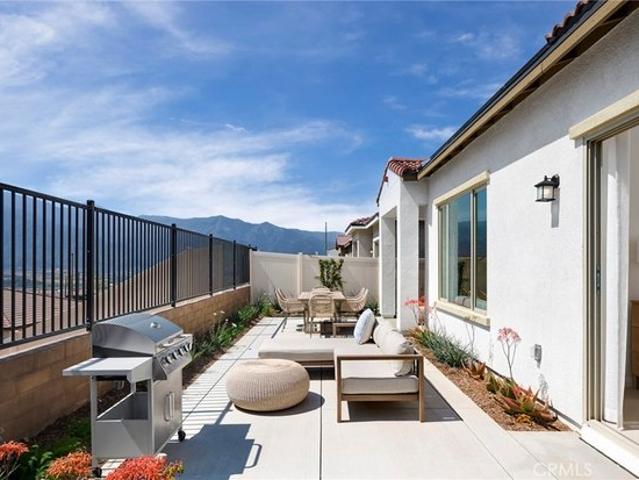 23687 Shoal Dr, Corona, CA 92883