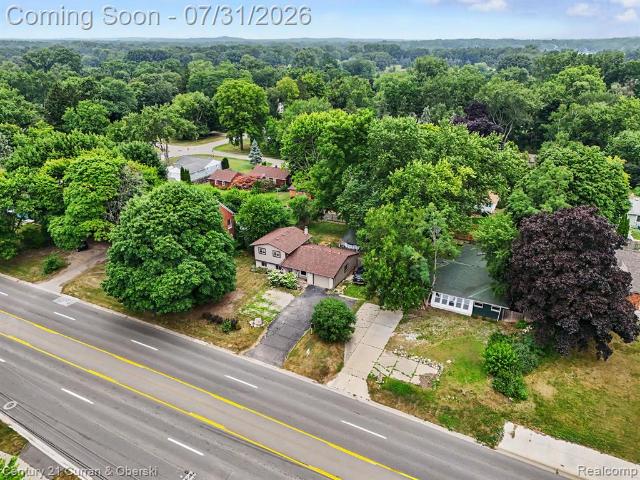 2368 W Walton Boulevard