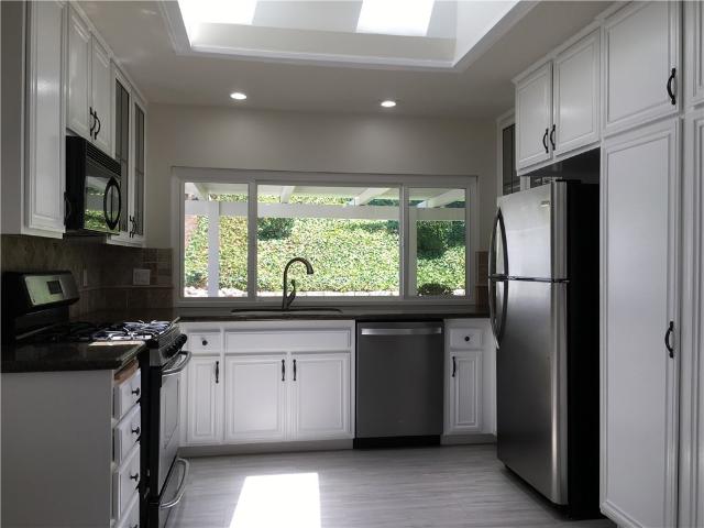 23692 Vía Calzada, Mission Viejo, CA 92691 | MLS #OC26058 | Compass