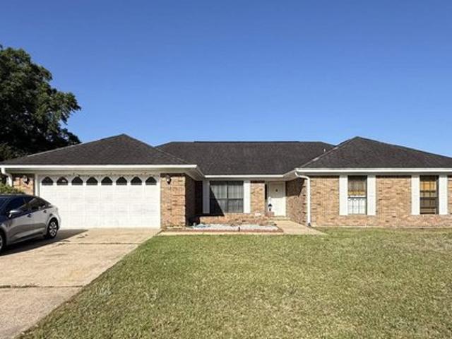 2369 Amelia Ln, Pensacola, FL 32526