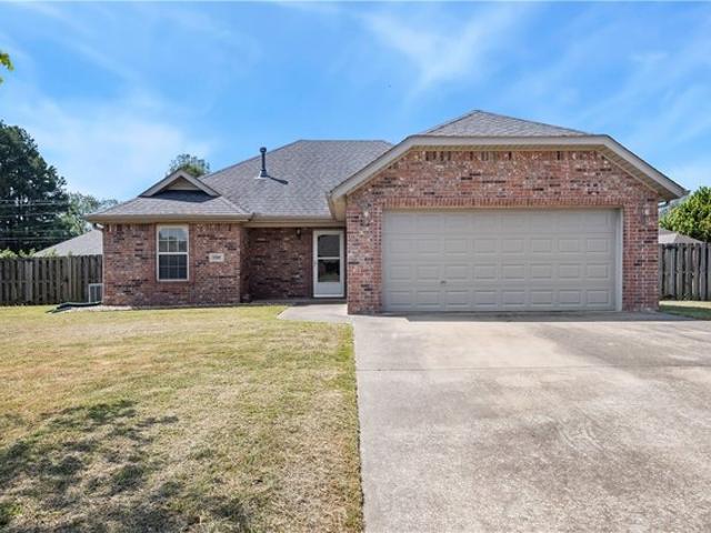 2369 Sara Alice Ct, Fayetteville, AR 72701
