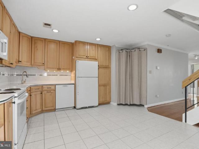 2369 Southgate Square