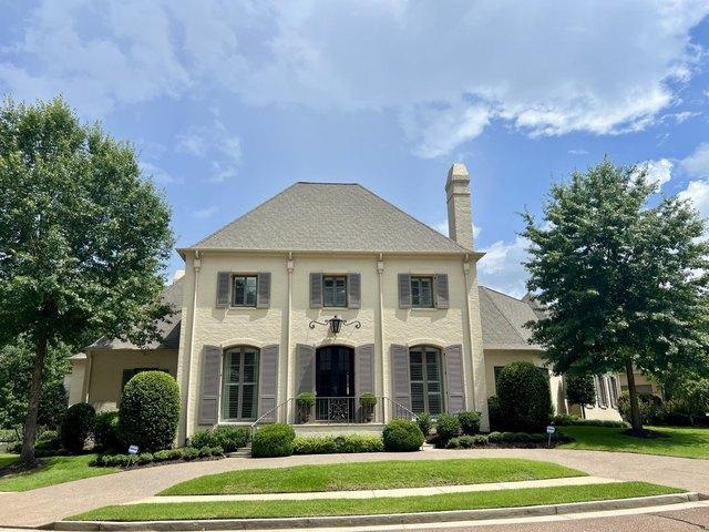 2360 Mont Alban Cv, Germantown, TN 38139