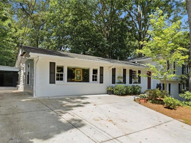 2360 Honeysuckle Lane SE