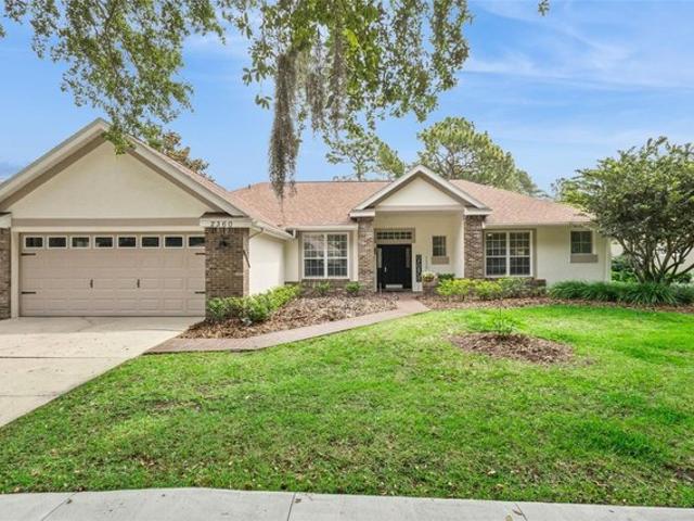 2360 Park Forest Blvd, Mount Dora, FL 32757