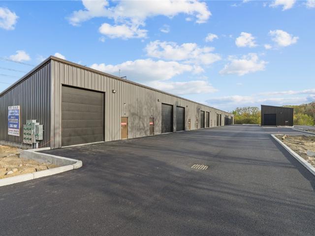 2360 Plainfield Pike 1