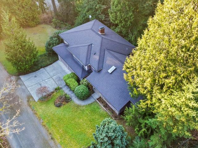2360 st Dr SE, Woodinville, WA 98072 | MLS #2488 | Compass