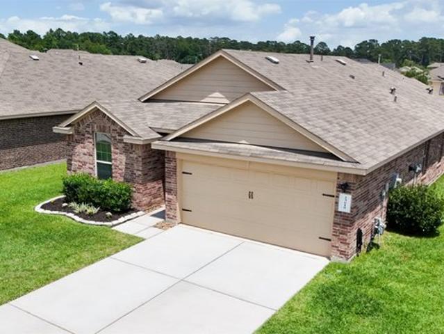 23610 Water Hickory Dr, Tomball, TX 77375