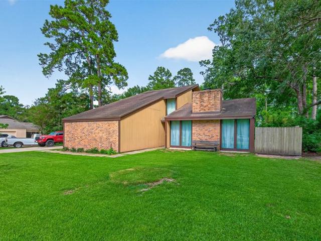 23610 Creekview Dr, Spring, TX 77389