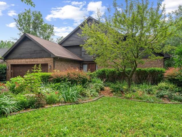 2361 Delaware Dr, Ann Arbor, MI 48103
