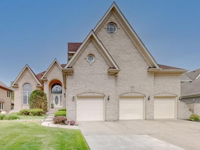 2361 Legacy Dr, Aurora, IL 60502