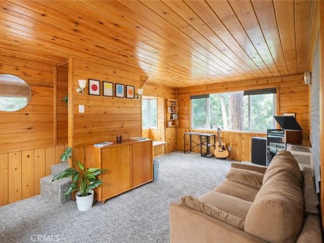 23622 Scenic Dr, Crestline, CA 92325 | MLS #DW26032 | Compass