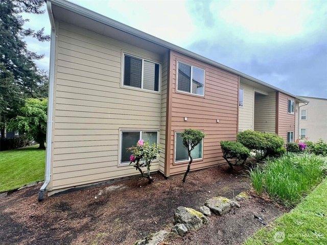 23625 th Ave SE Apt G201, Kent, WA 98031