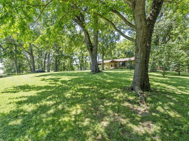 23625 Lawrence 1020