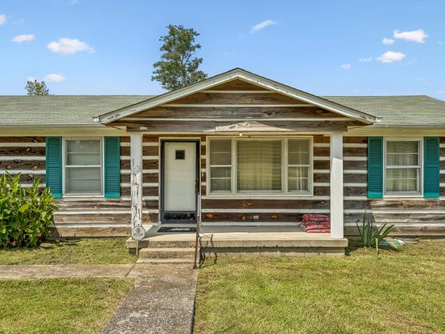 2362 Fall River Rd