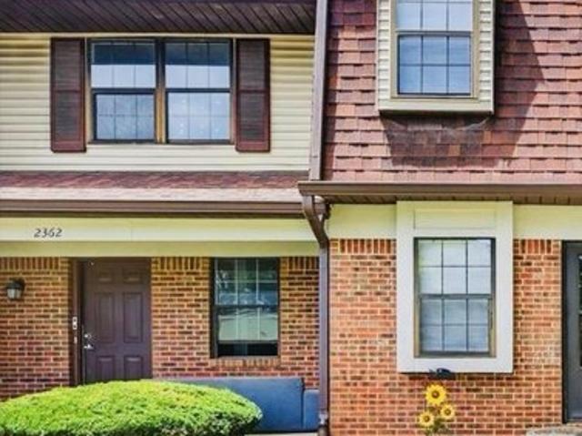 2362 S Henderson St, Bloomington, IN 47401