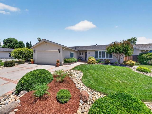 2362 Valencia Court