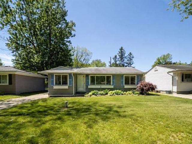 2363 Darnell St, Wolverine Lake, MI 48390