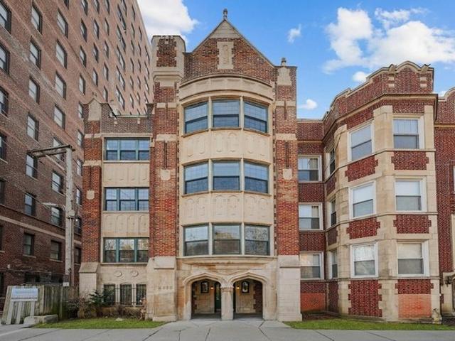 2363 E 70th St Apt 1, Chicago, IL 60649
