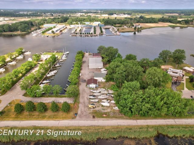 2363 Weadock Highway