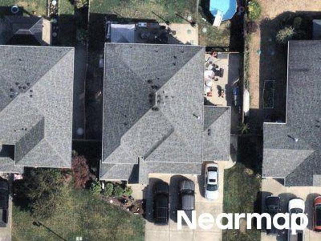 236th Street Ct E