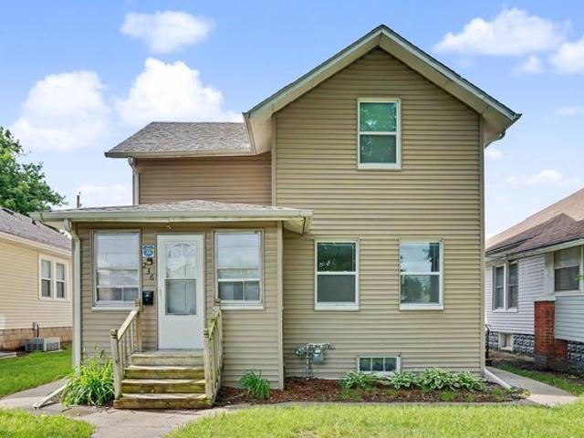 236 15th Ave, East Moline, IL 61244