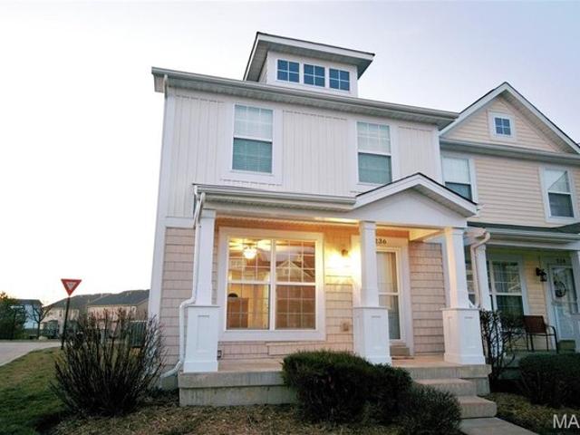 236 Countryshire Dr, Lake Saint Louis, MO 63367