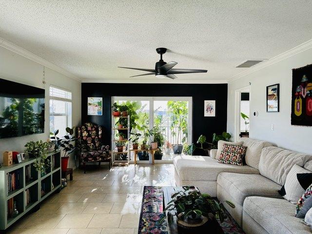 236 Castlewood Dr Apt 201, North Palm Beach, FL 33408