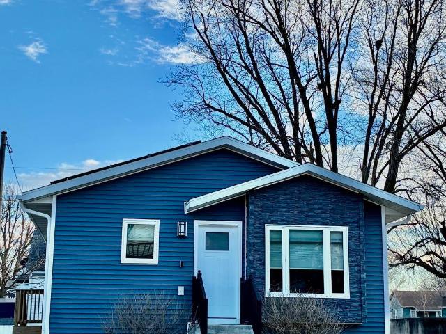 236 Avenue E