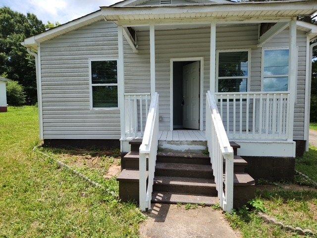 236 Blakelyville Rd, Clinton, SC 29325