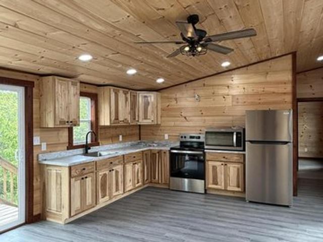 236 Brierly Ridge Rd, Mount Olivet, KY 41064
