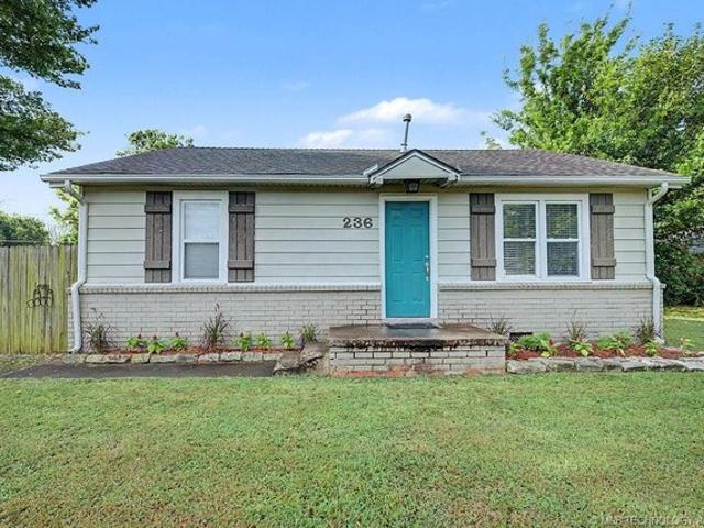 236 E 148th St S, Glenpool, OK 74033